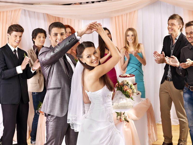 How to Find the Perfect Wedding Location - Renaissance | Ballrooms ...